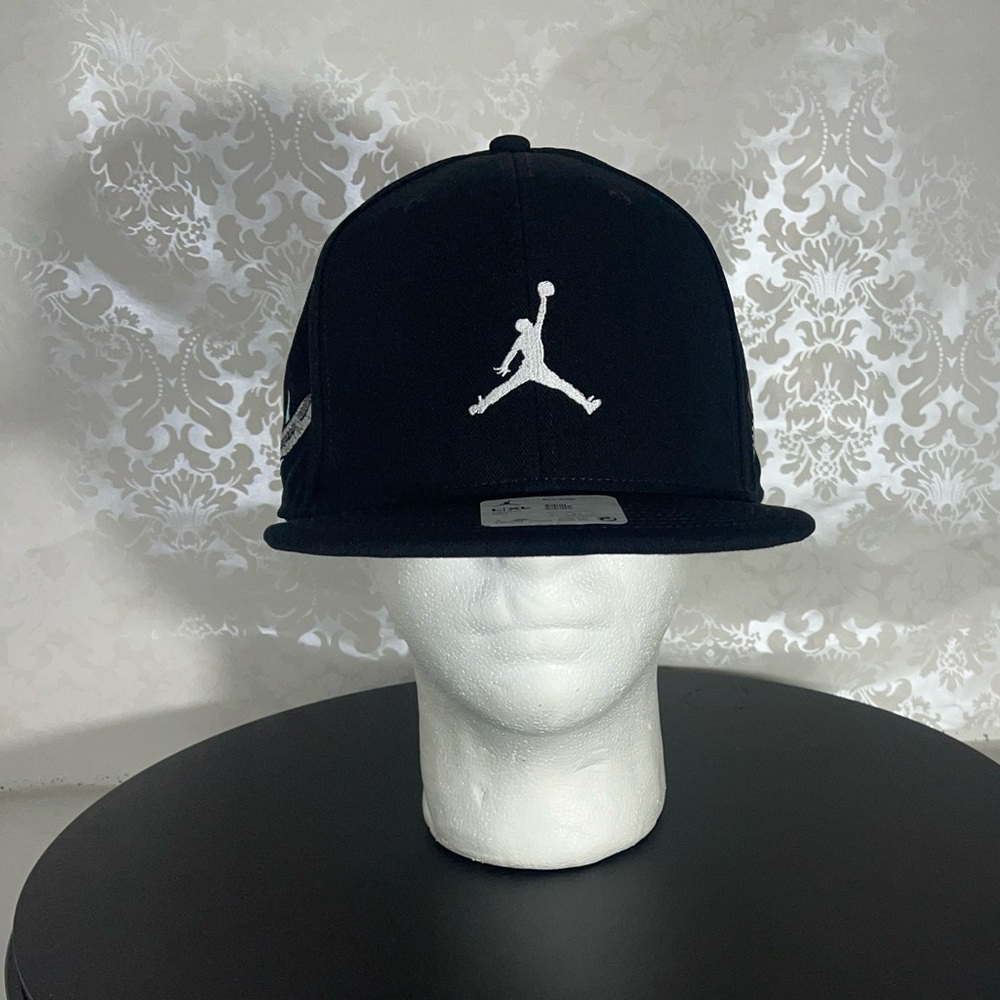 Jordan Metamorphosis Evolution Hat - Gem